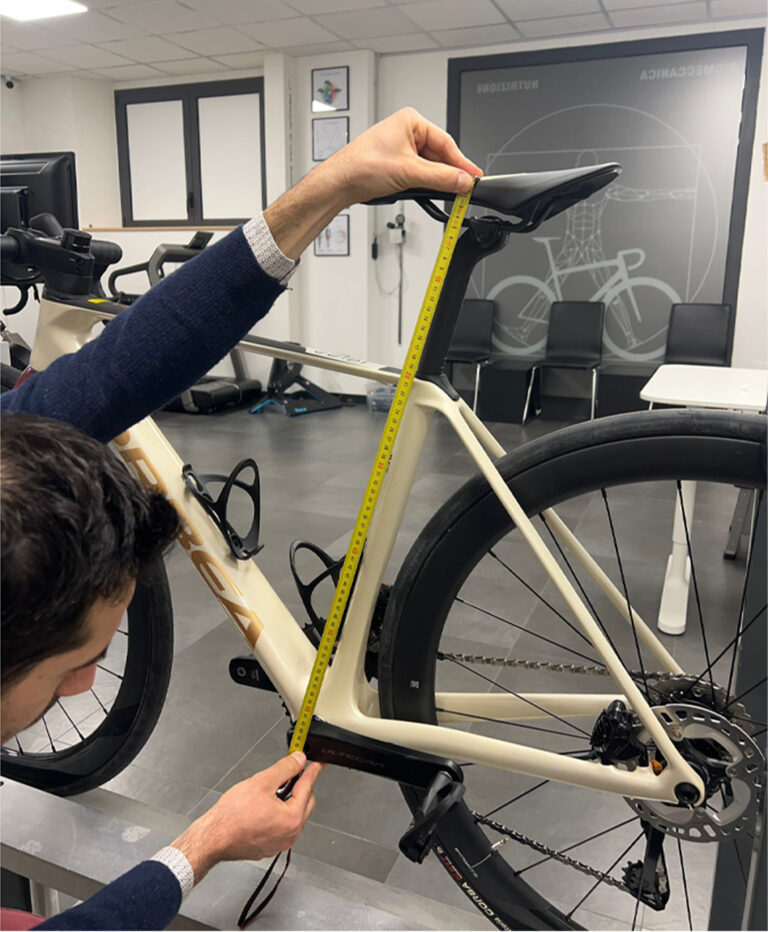 Altezza sella: segreti e formule per la corretta misurazione - Bici Style